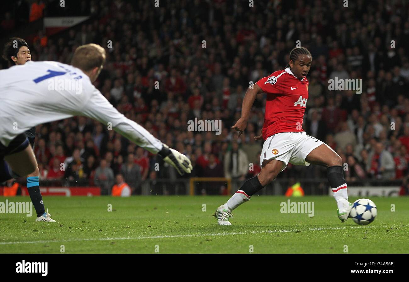 Manchester United's Oliveira Anderson (right) scores his second and his ...