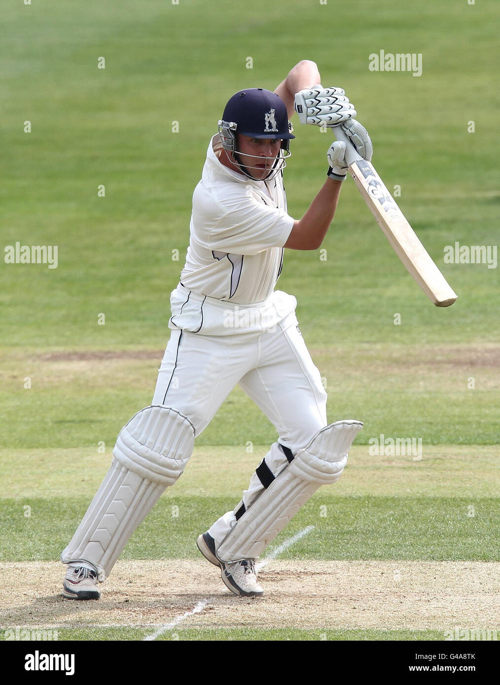 Warwickshire's Jonathan Trott bats during a the LV County Championship ...