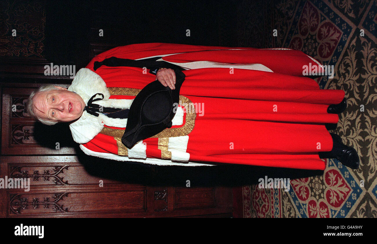Labours deputy leader roy hattersley hi-res stock photography and ...