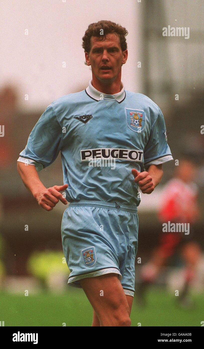 SOCCER. GARY GILLESPIE, COVENTRY CITY Stock Photo - Alamy
