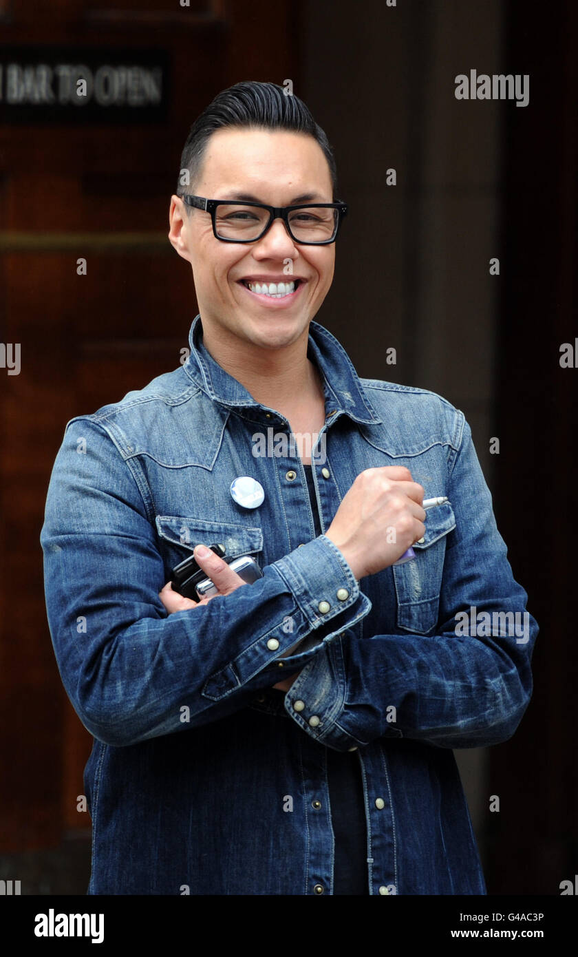 Showbiz wan hi-res stock photography and images - Alamy