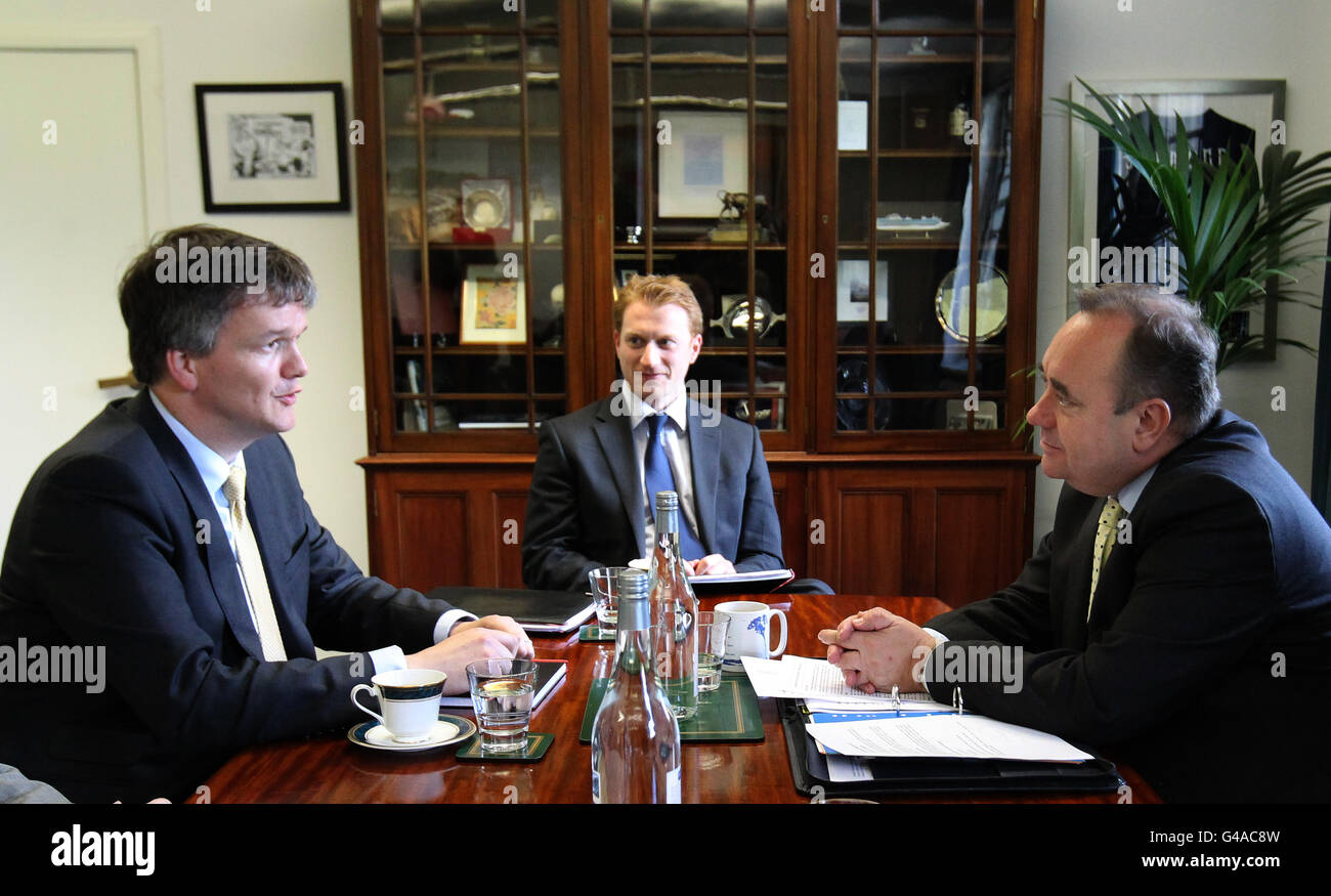 Scotland's First Minister Alex Salmond (right) during a meeting with ...