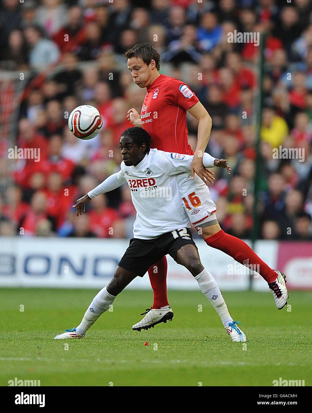 Swansea City's Nathan Dyer (left) and Nottingham Forest's Chris Gunter ...