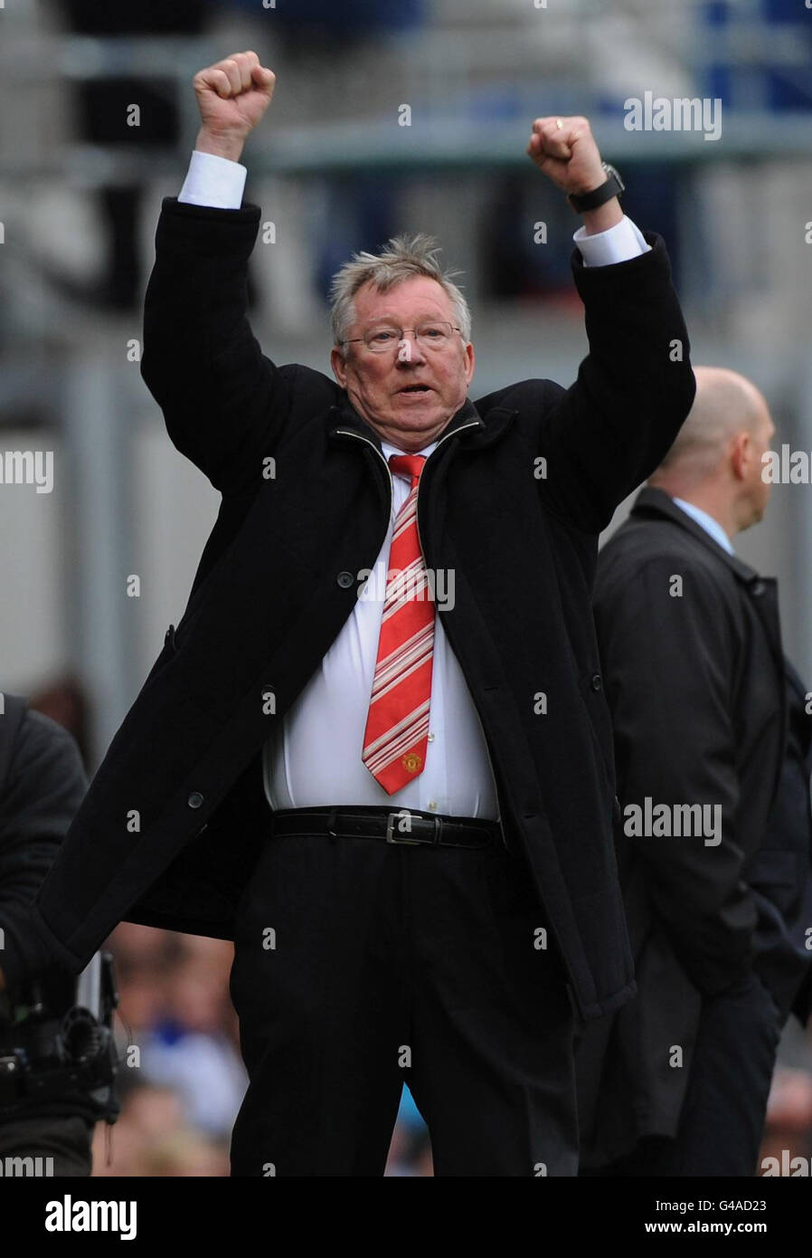 Sport football celebrating alex ferguson hi-res stock photography and ...