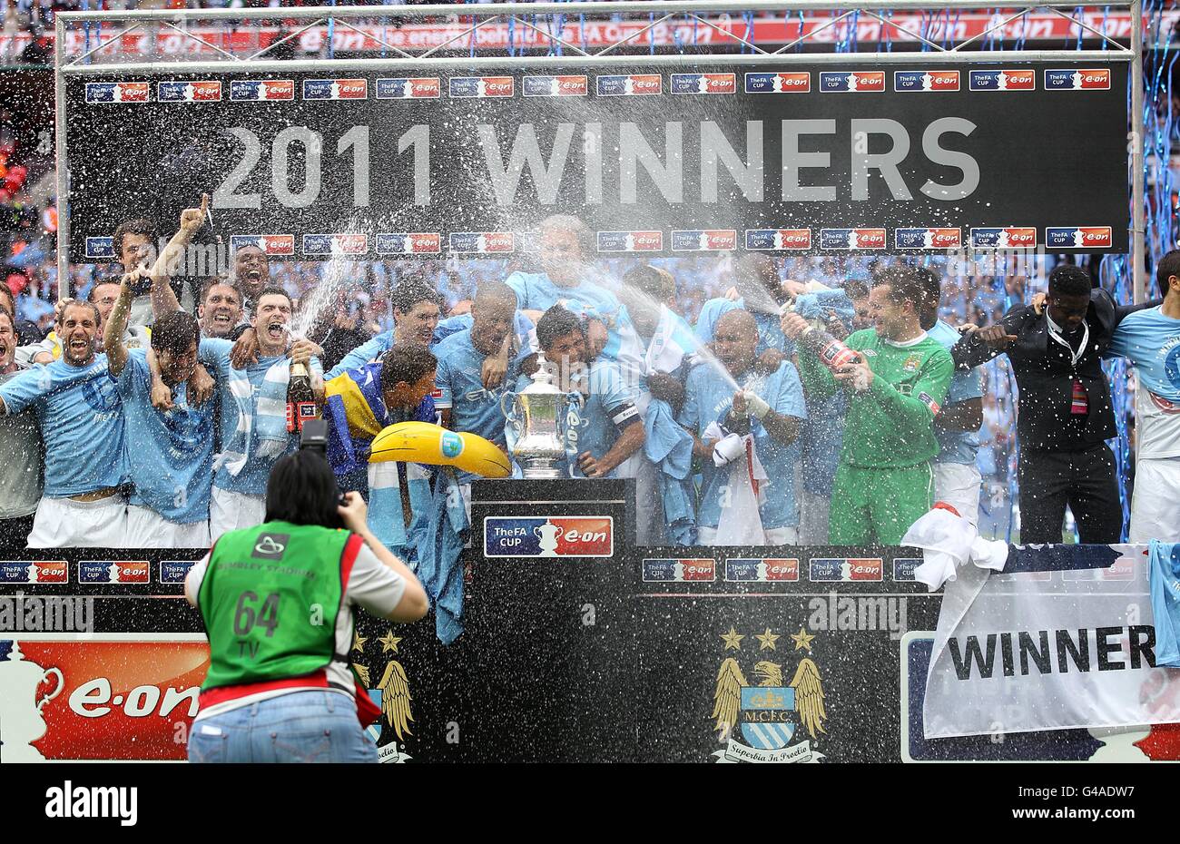 The Manchester City players celebrate winning the FA Cup Stock Photo ...