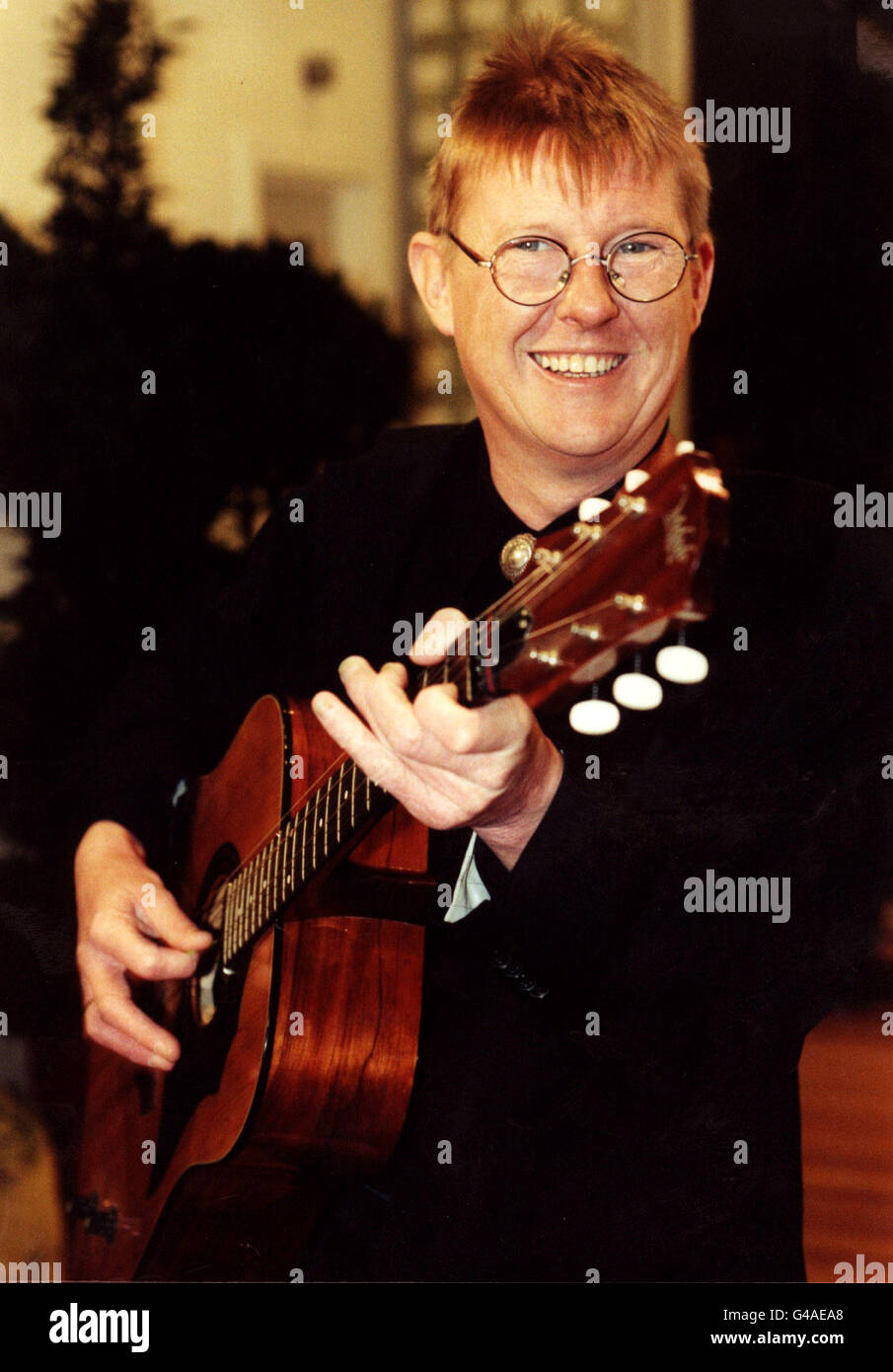 PA NEWS PHOTO 29/01/98 ITV SOAP "CORONATION STREET" CURLY WATTS ACTOR ...
