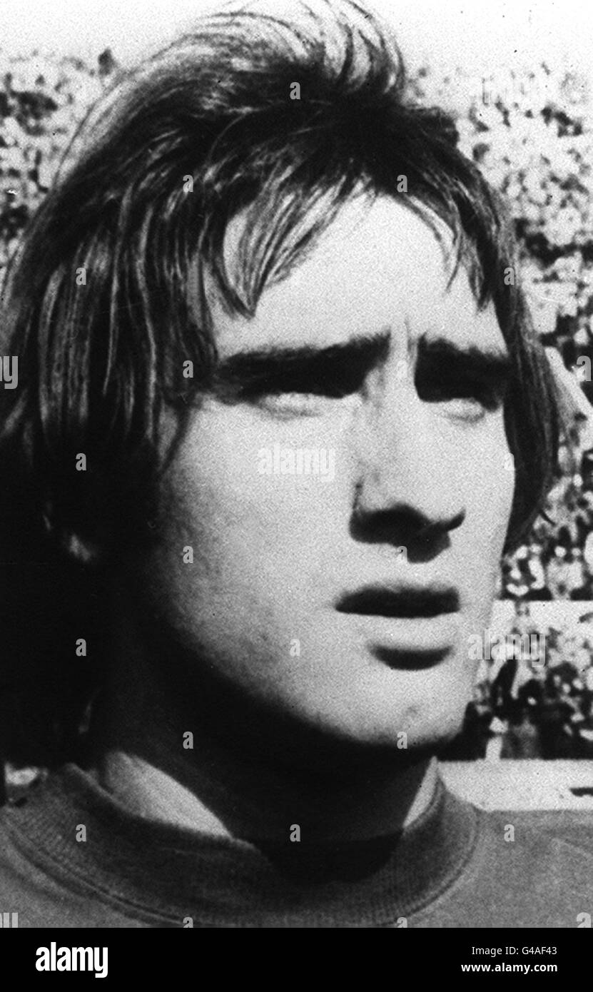 PA NEWS PHOTO 15/11/76 FRANCESCO GRAZIANI MEMBER OF THE ITALIAN WORLD ...