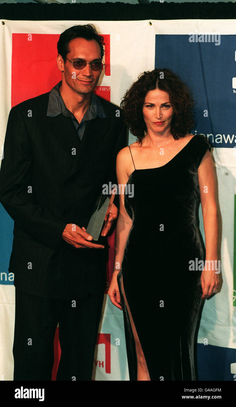 Actress kim delaney hi-res stock photography and images - Alamy