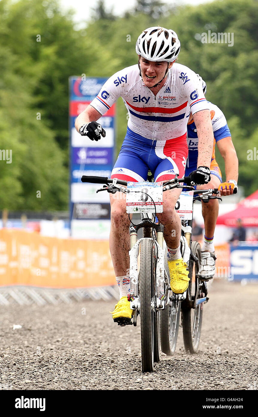 Great Britain's David Fletcher celebrates finishing sixth in the Mens ...