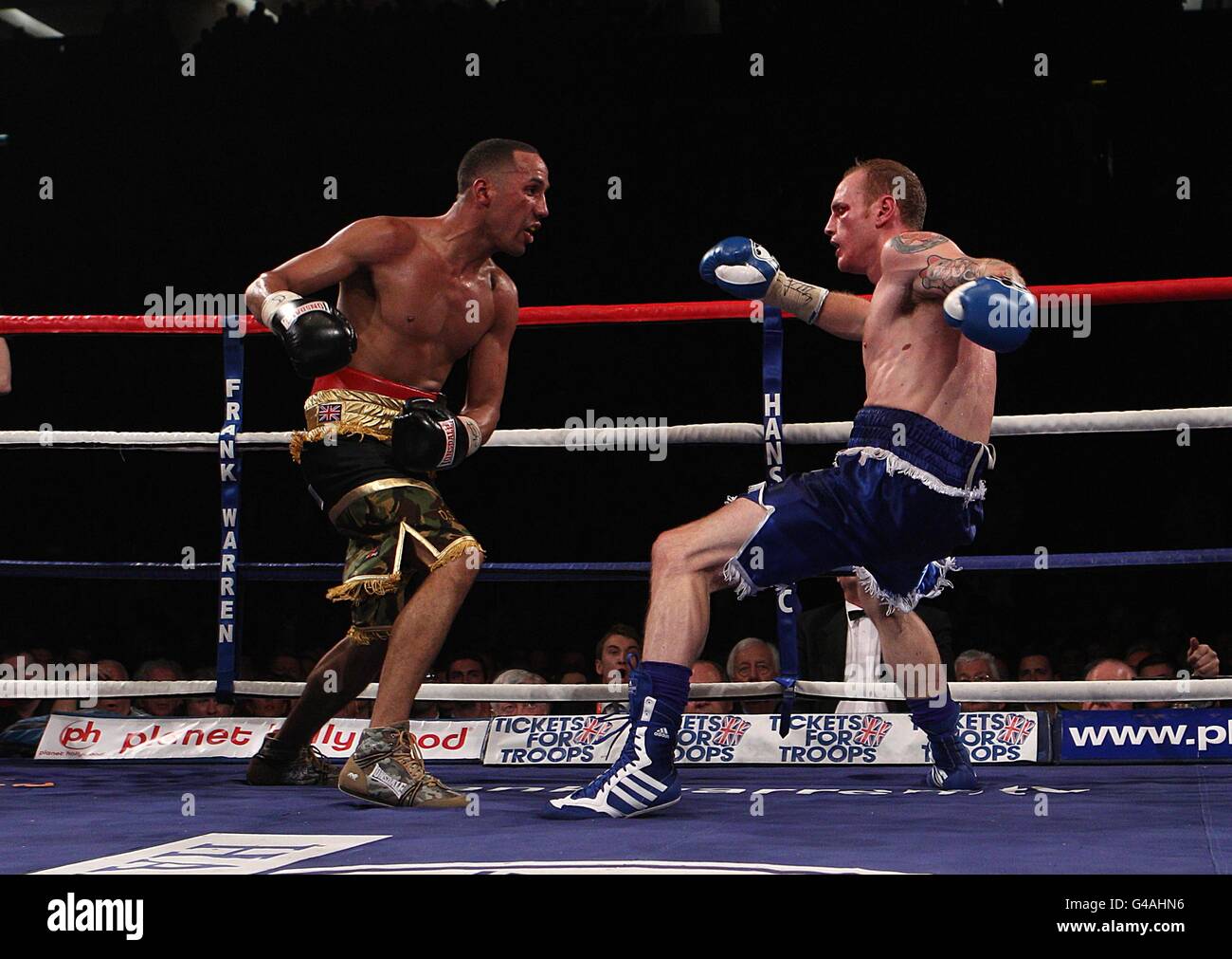 Boxing - This Is It - The O2 Stock Photo - Alamy