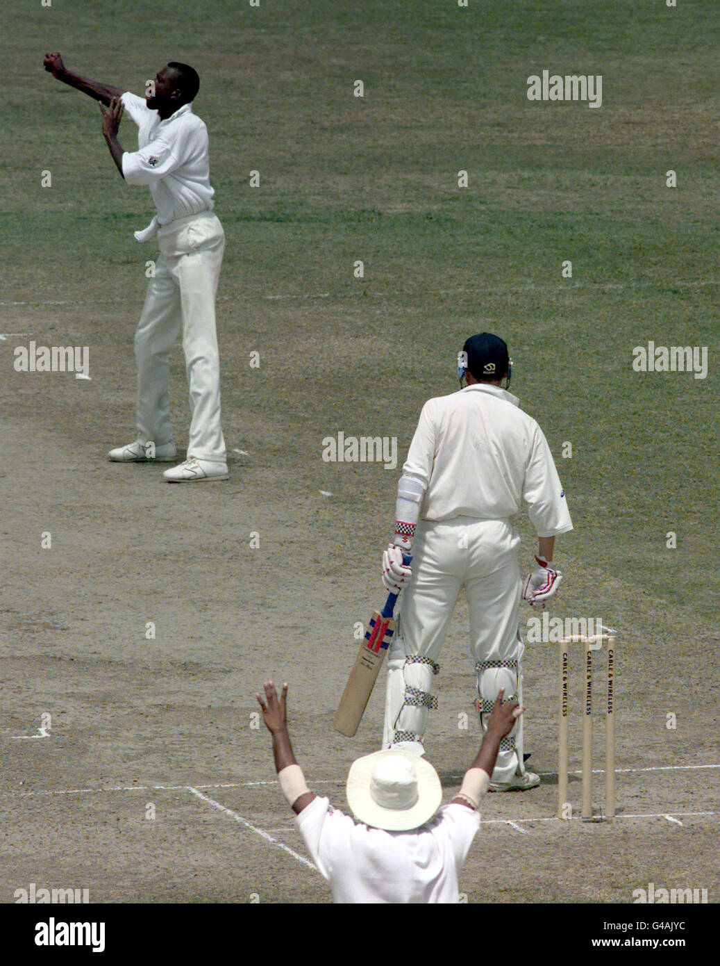 Cricket england atherton out hi-res stock photography and images - Alamy