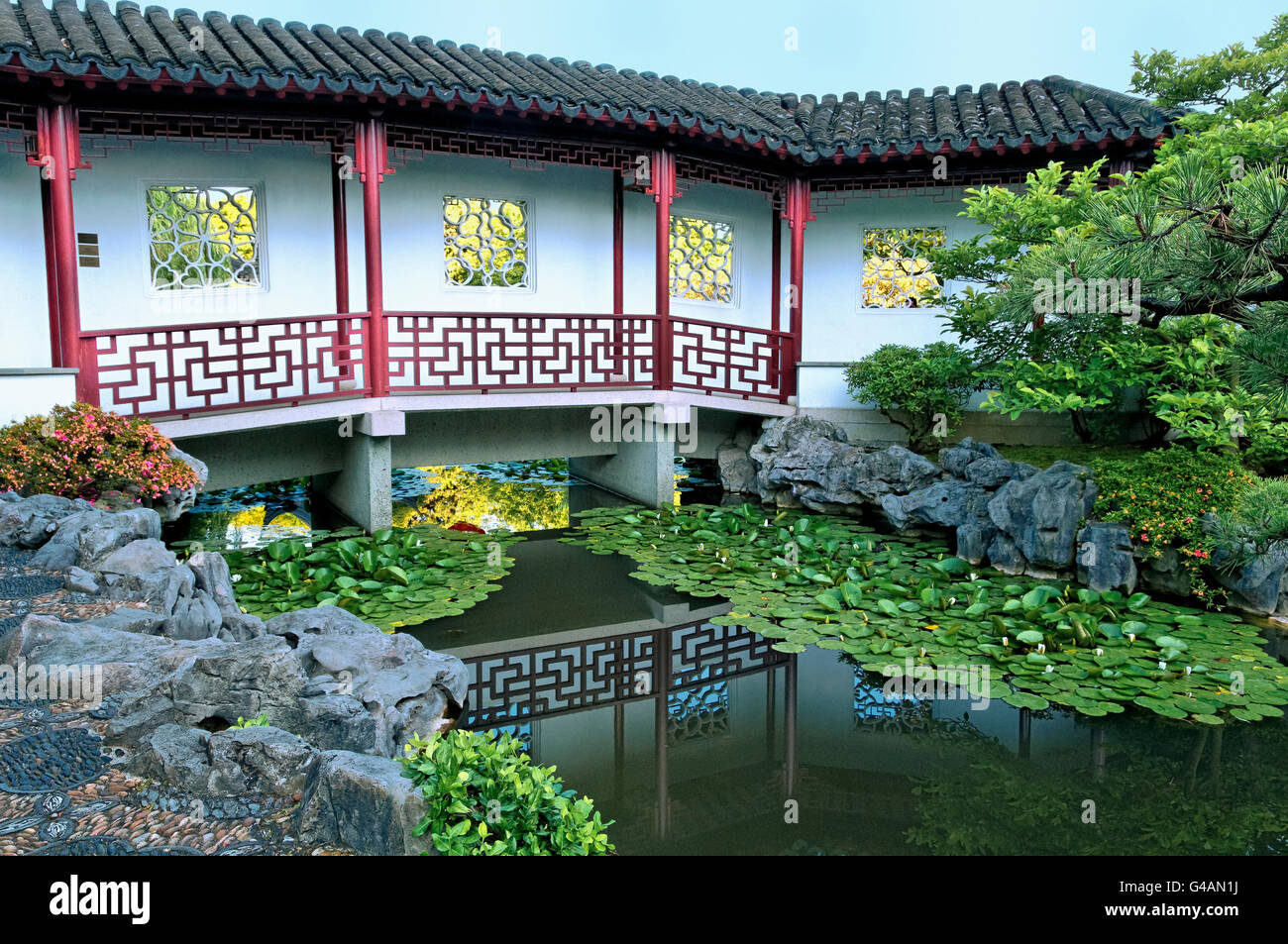 Sun yat sen classical chinese garden hi-res stock photography and ...