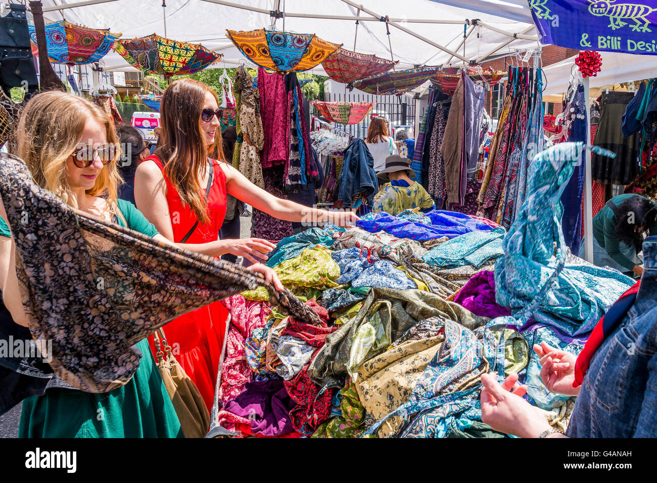 British stall hi-res stock photography and images - Alamy