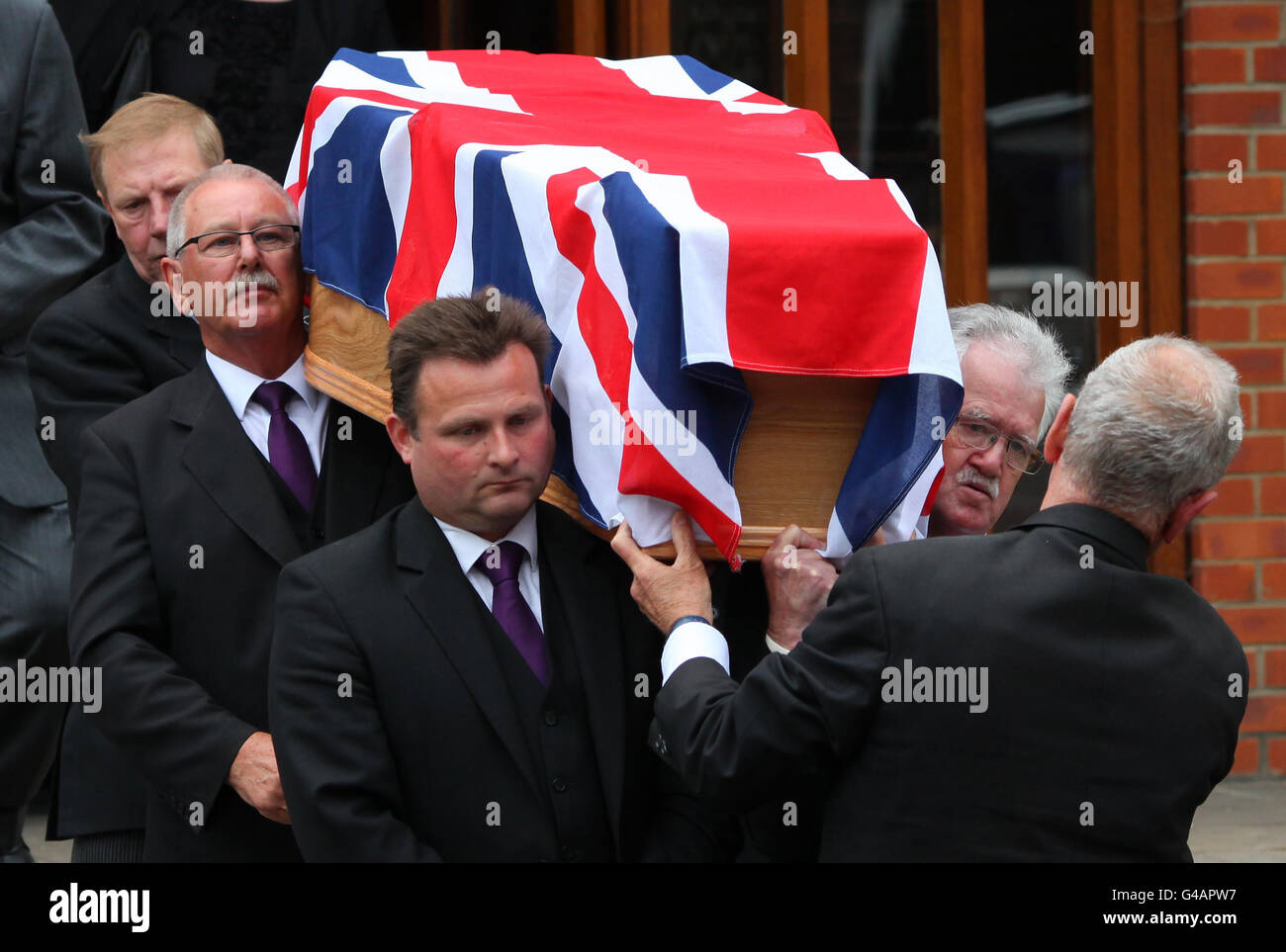 Henry Cooper funeral Stock Photo - Alamy