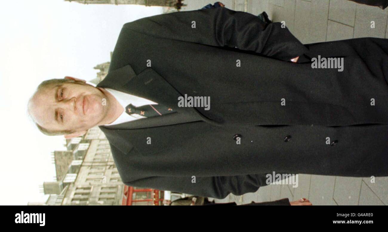 Thomas 'TC Campbell' arrives at Edinburgh High Court today (Tuesday ...