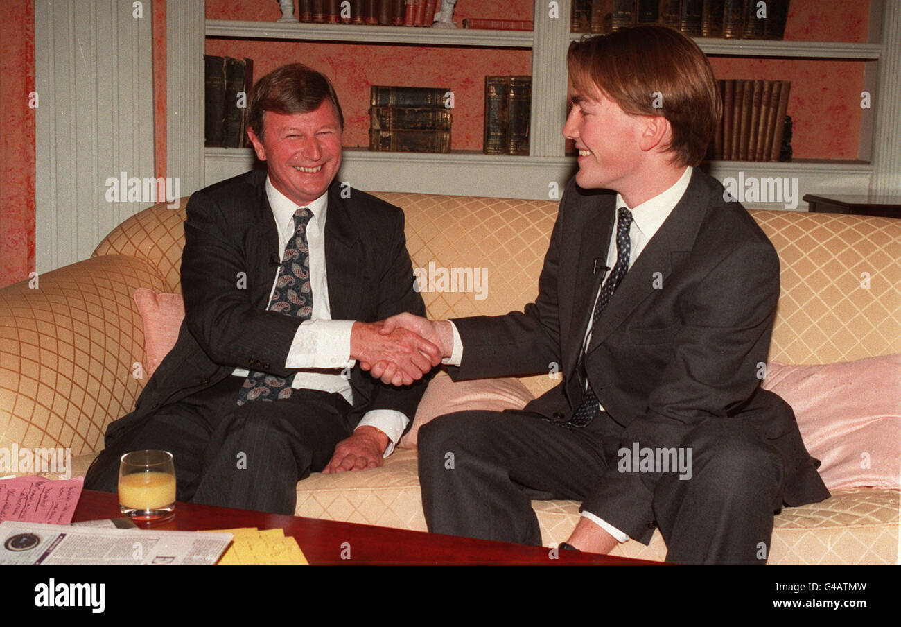 Nick howard hi-res stock photography and images - Alamy