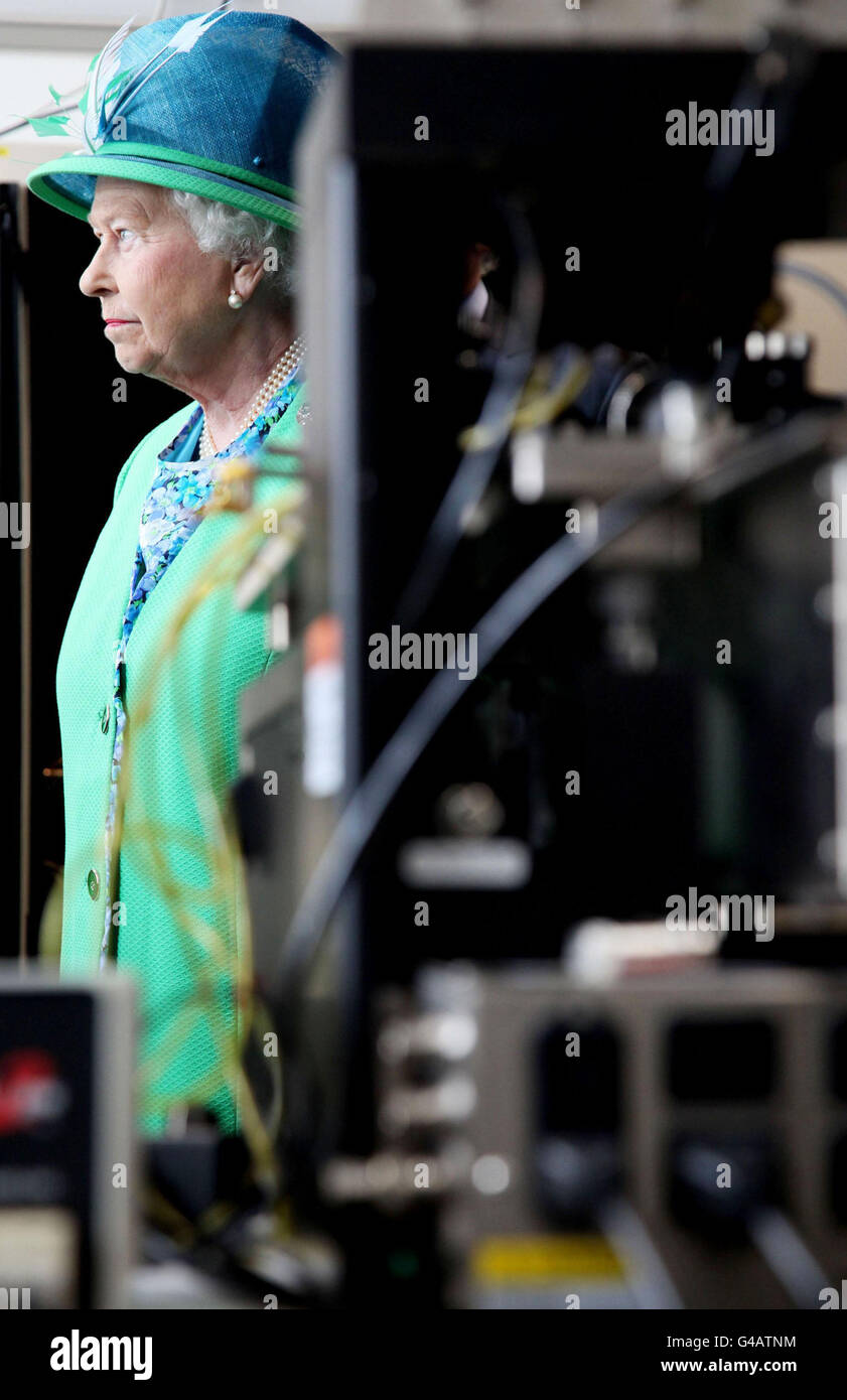 Queen Elizabeth II visiting Tyndall National Institute in Cork on the ...