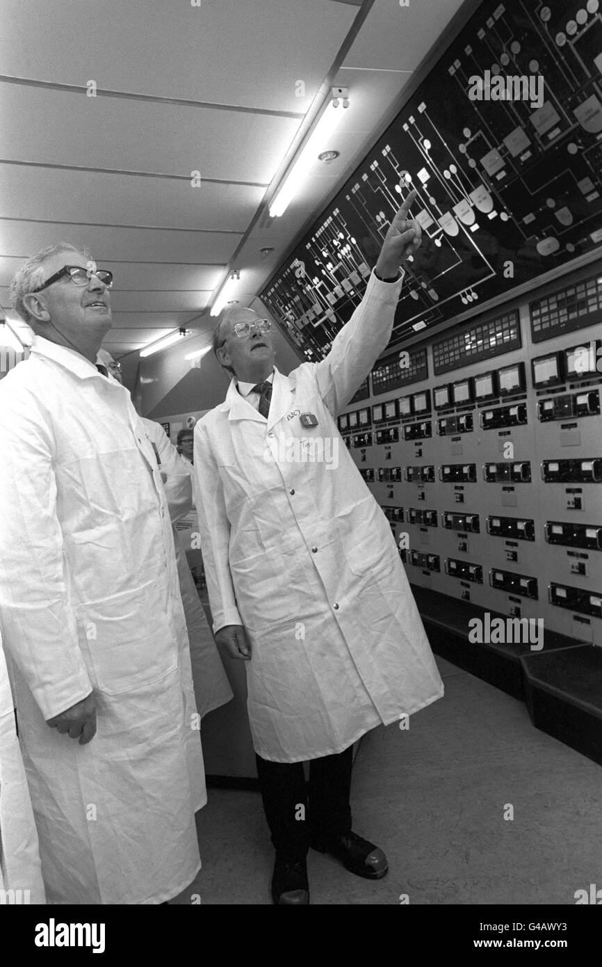 Accidents and Disasters - Windscale Inquiry - Windscale Nuclear Plant ...