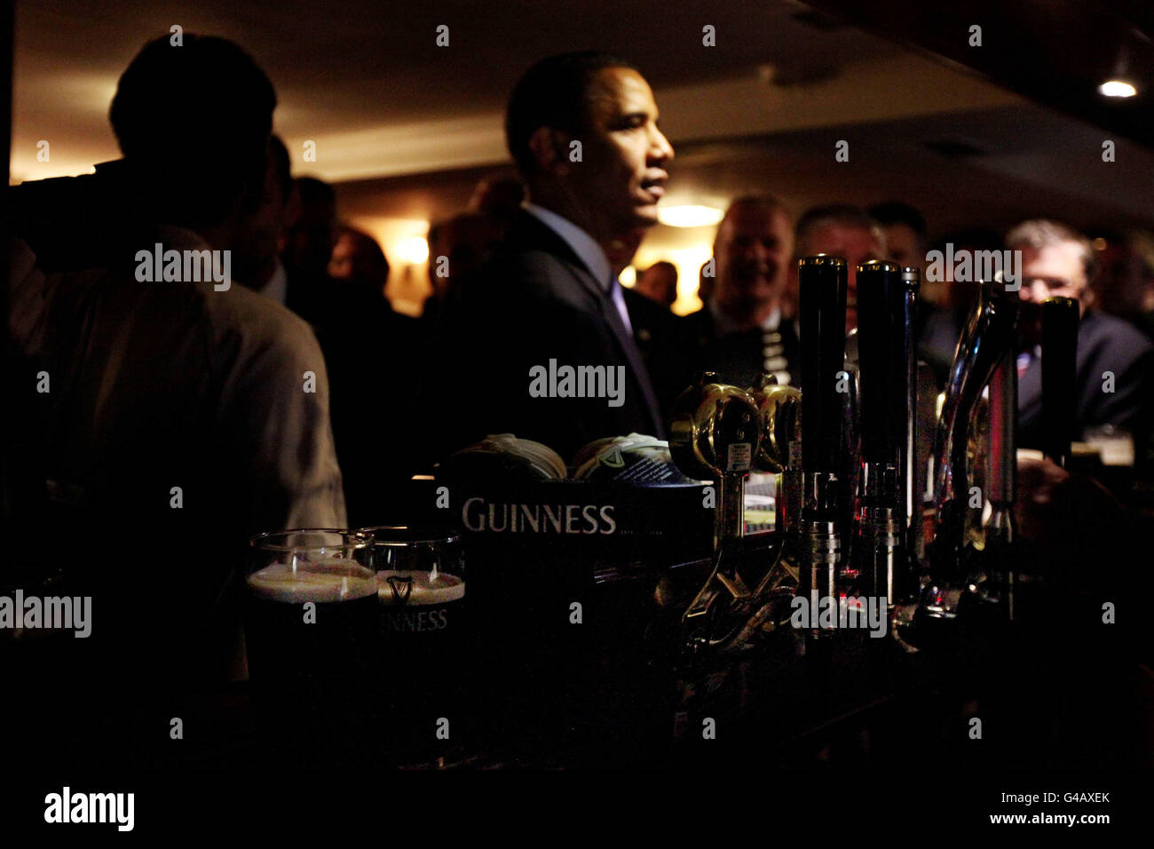 President bar hi-res stock photography and images - Alamy