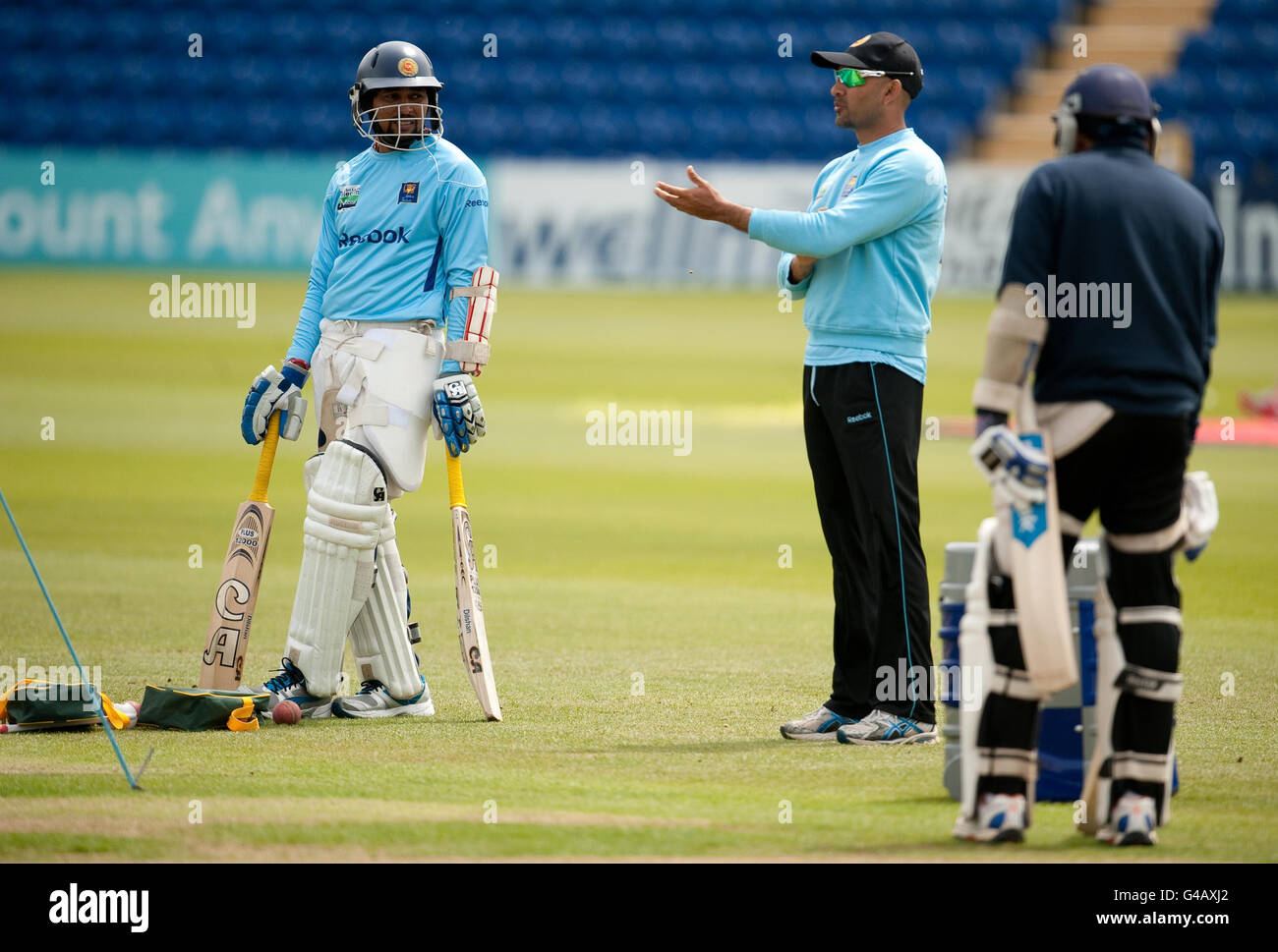 Sri lankan captain marvan atapattu hi-res stock photography and images ...