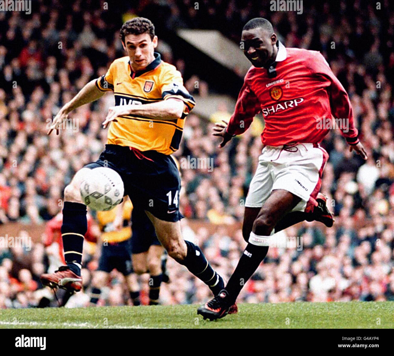 Arsenal and andy cole hi-res stock photography and images - Alamy