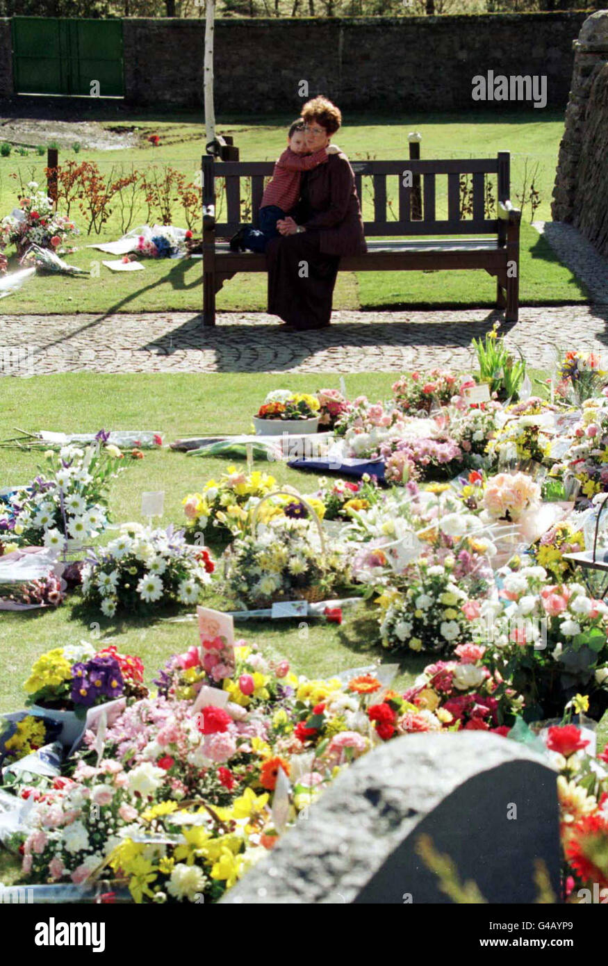 Memorial dunblane hi-res stock photography and images - Alamy