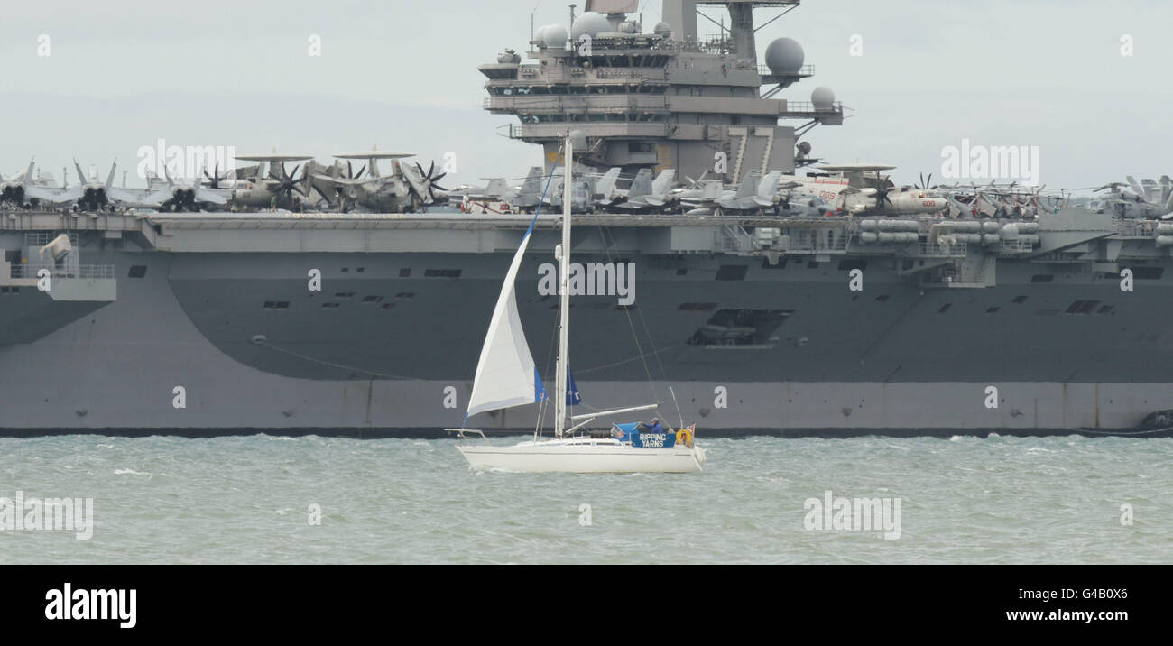 USS George H.W. Bush Stock Photo - Alamy