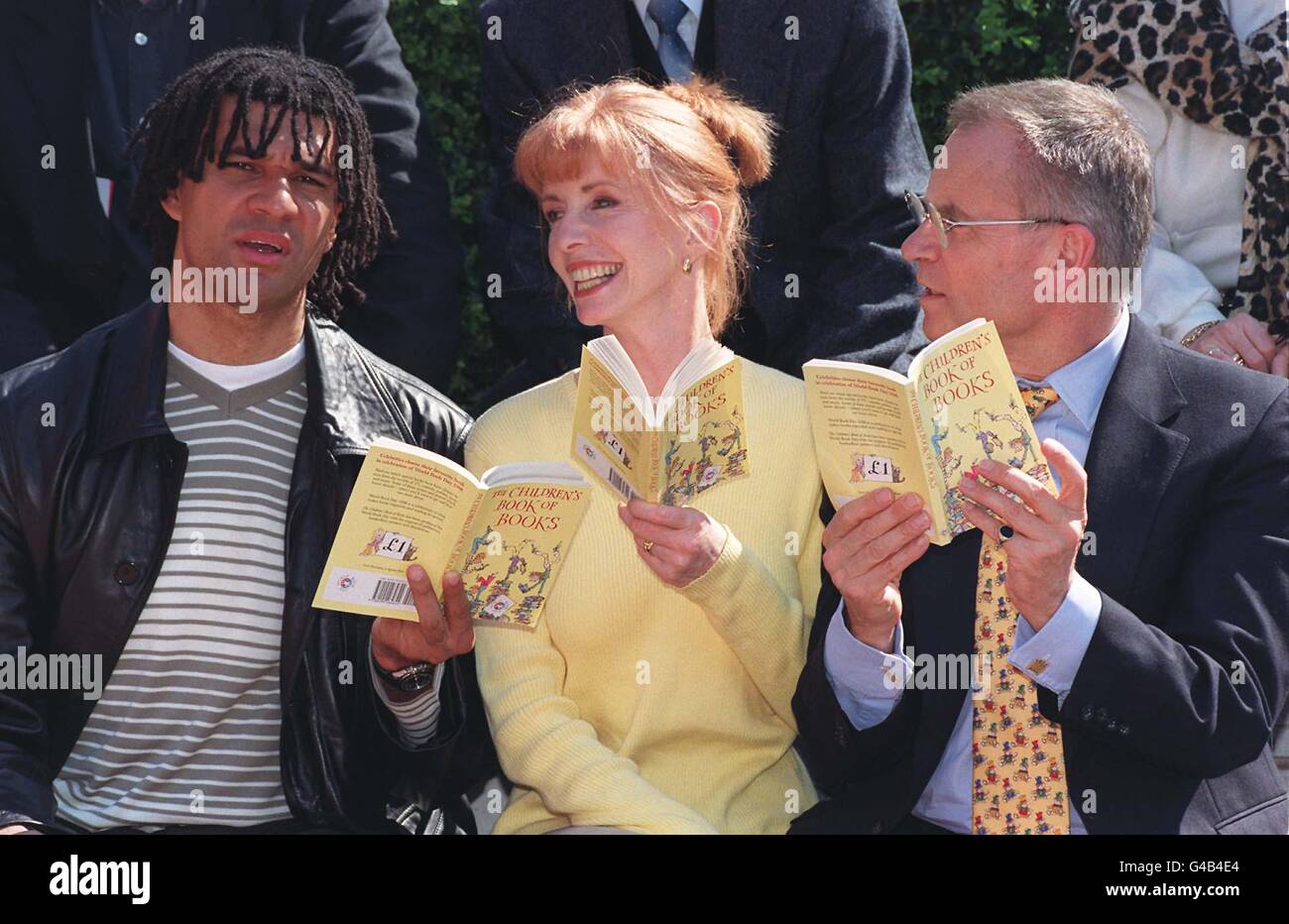 Authors (l/r) Ruud Gullit (former Chelsea manager), Jane Asher (TV ...
