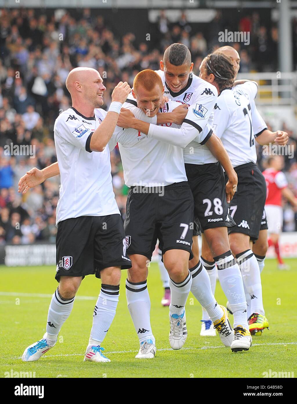 Soccer football steve sidwell full length hi-res stock photography and ...