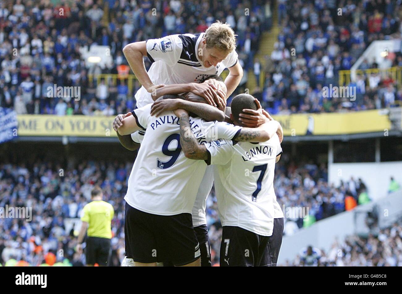 Tottenham Hotspur's Roman Pavlyuchenko (centre) is congratulated on ...