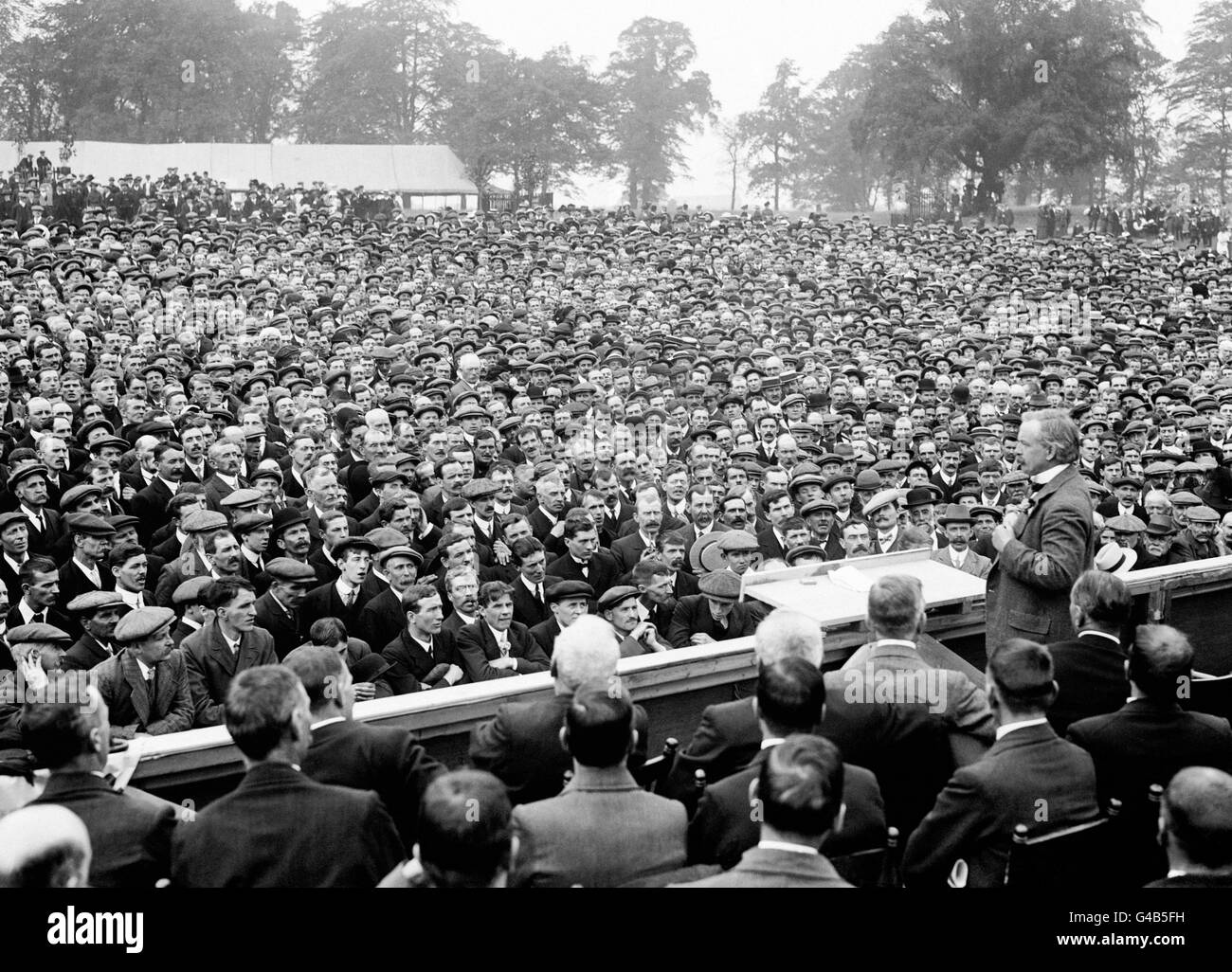 Sutton ashfield Black and White Stock Photos & Images - Alamy