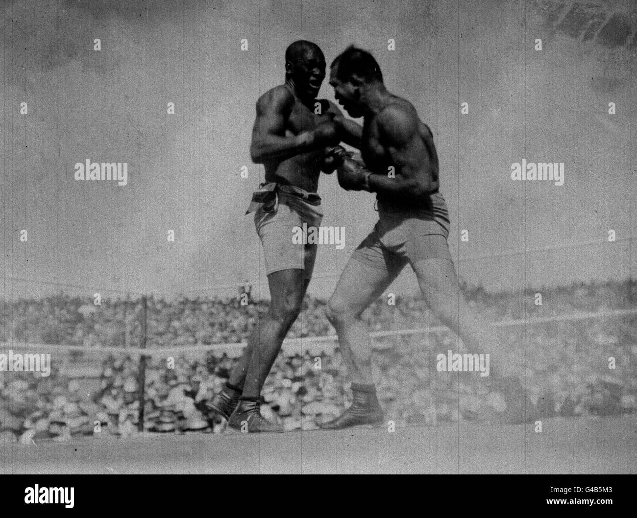 Boxers jack johnson hi-res stock photography and images - Alamy
