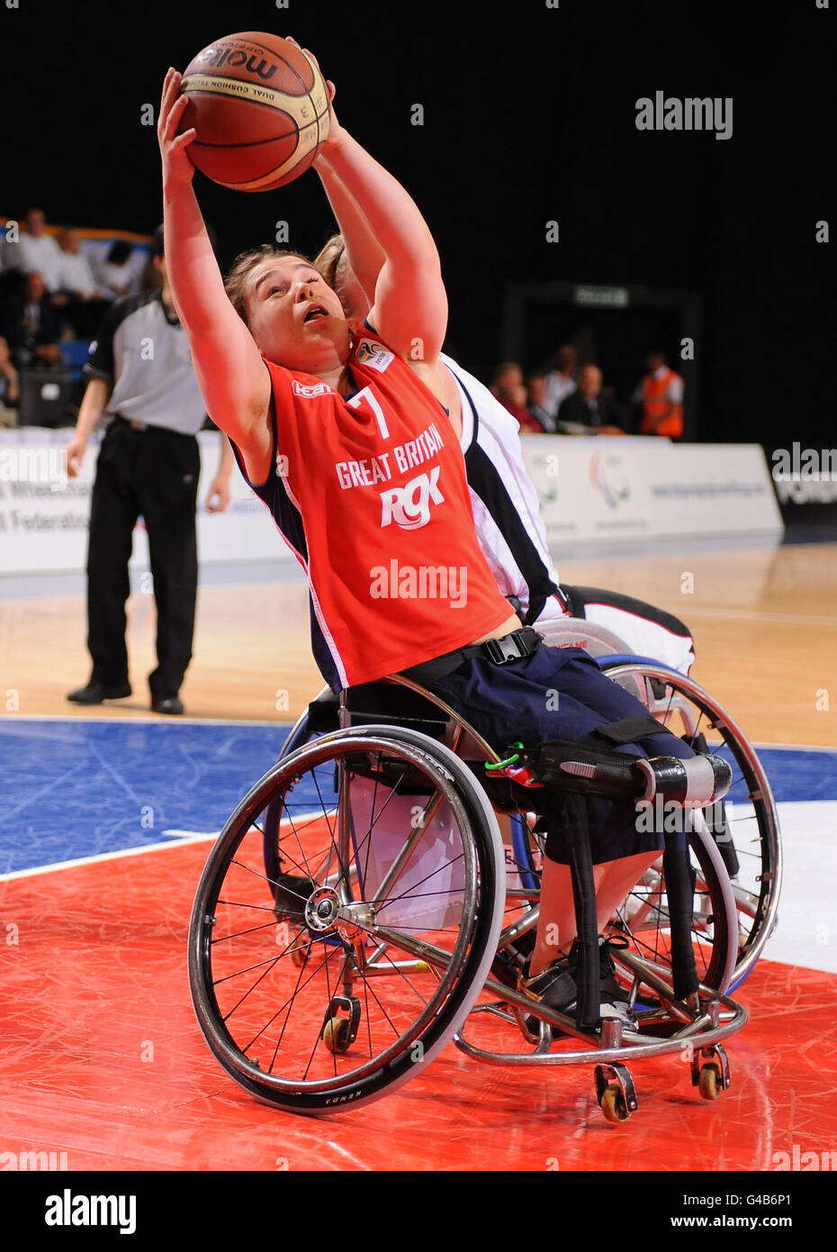 Athletics full length wheelchair wheel chair basketball hi-res stock ...