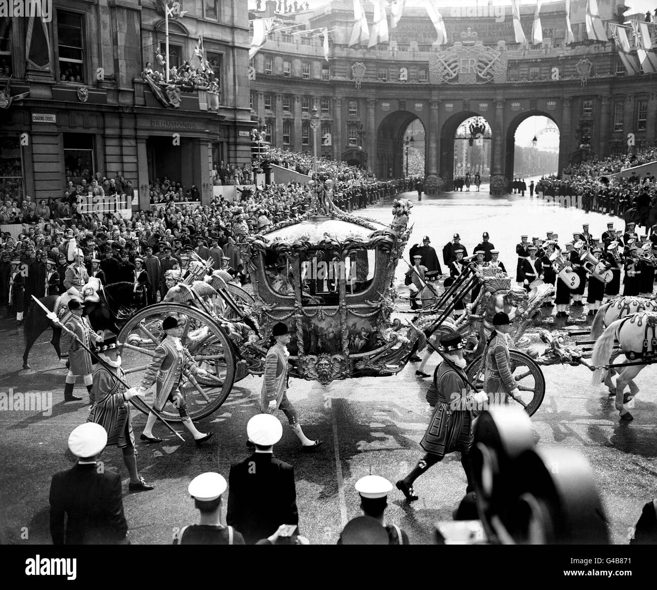 Royalty - Coronation of Queen Elizabeth II - London Stock Photo - Alamy