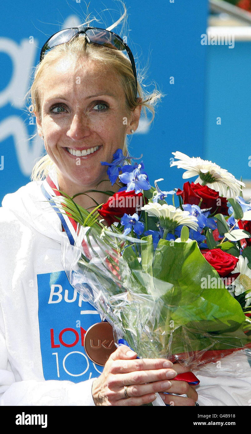 Paula radcliffe who finished third bupa 10km race in london hi-res ...