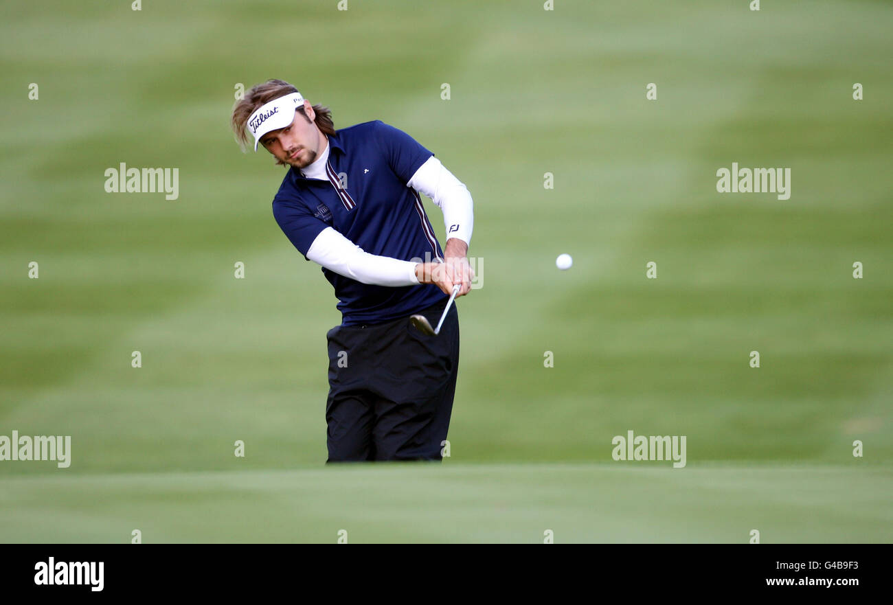 Victor dubuisson france powerplay golf hi-res stock photography and ...