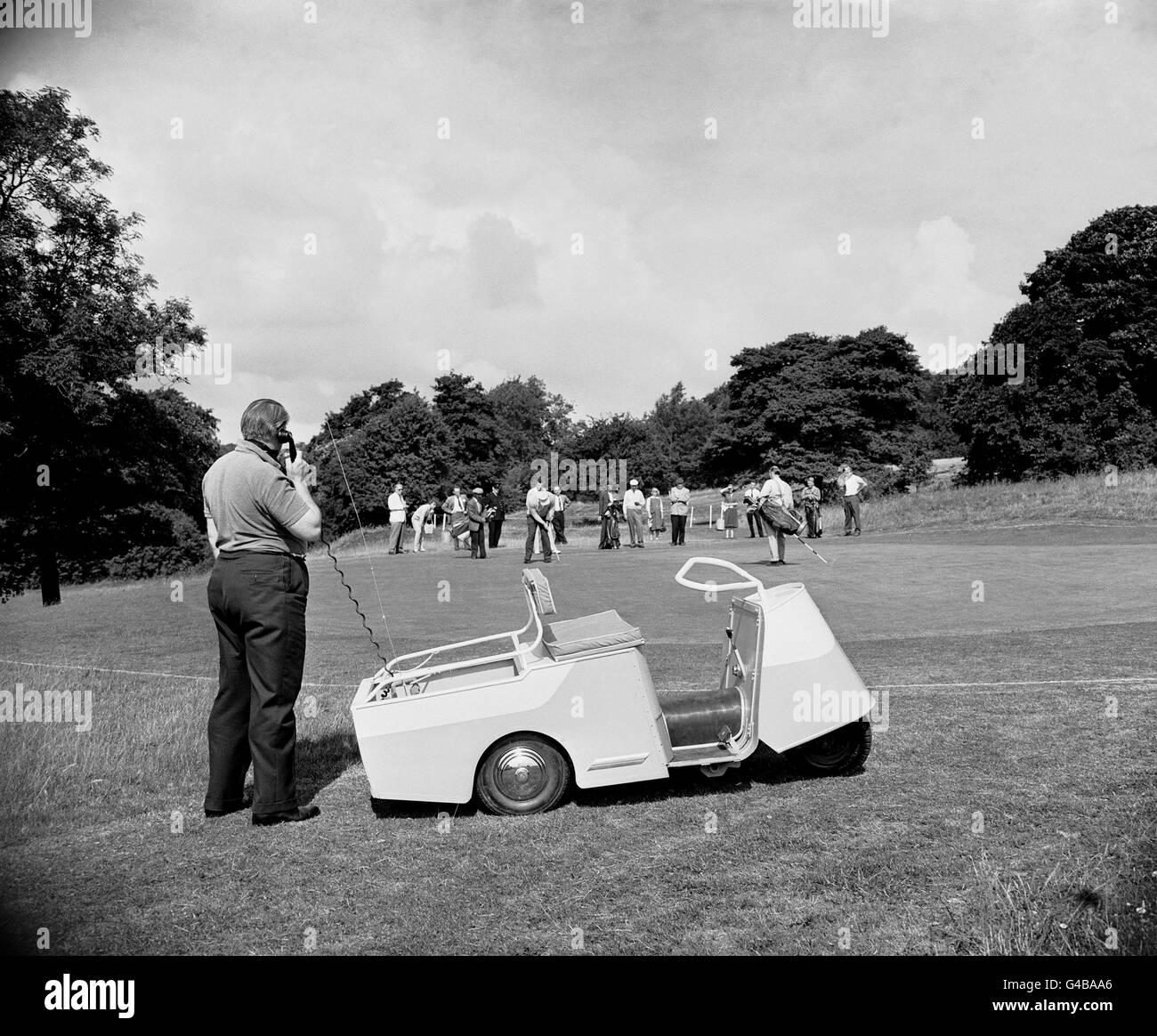 Cars in the park Black and White Stock Photos & Images - Alamy