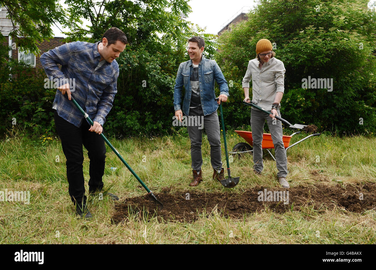 Members of Scouting For Girls, (left to right) Peter Ellard, Roy Stride ...