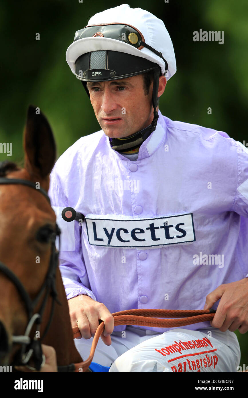 Jockey dane oneill at nottingham racecourse hi-res stock photography ...