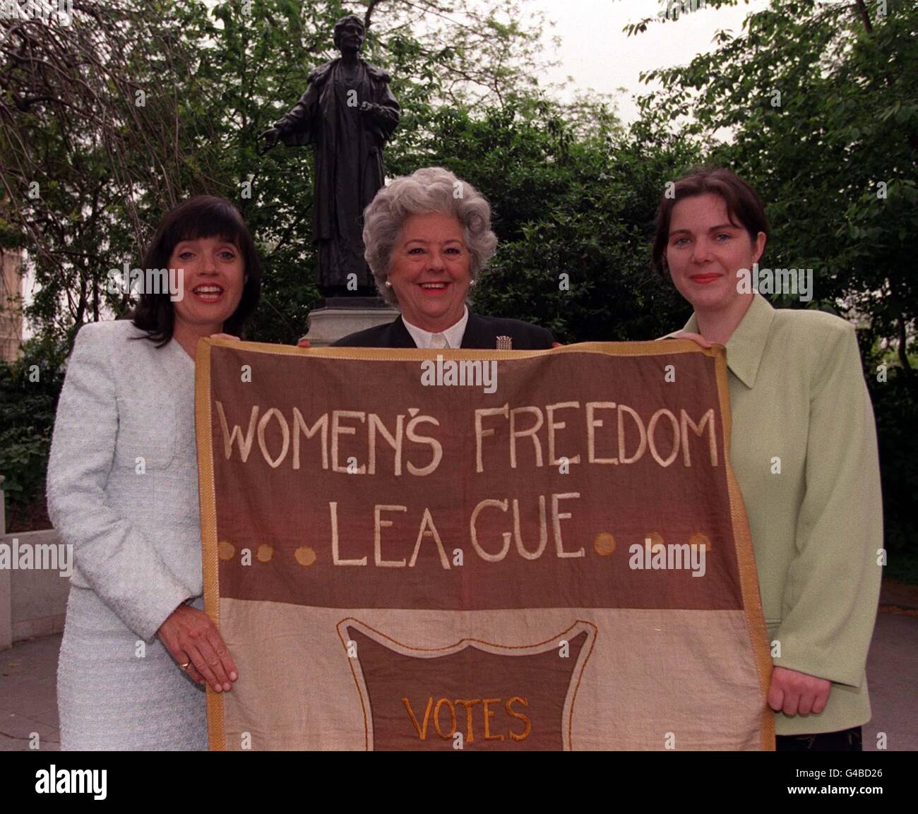 Founder of emilys list left and mp claire ward hi-res stock photography ...