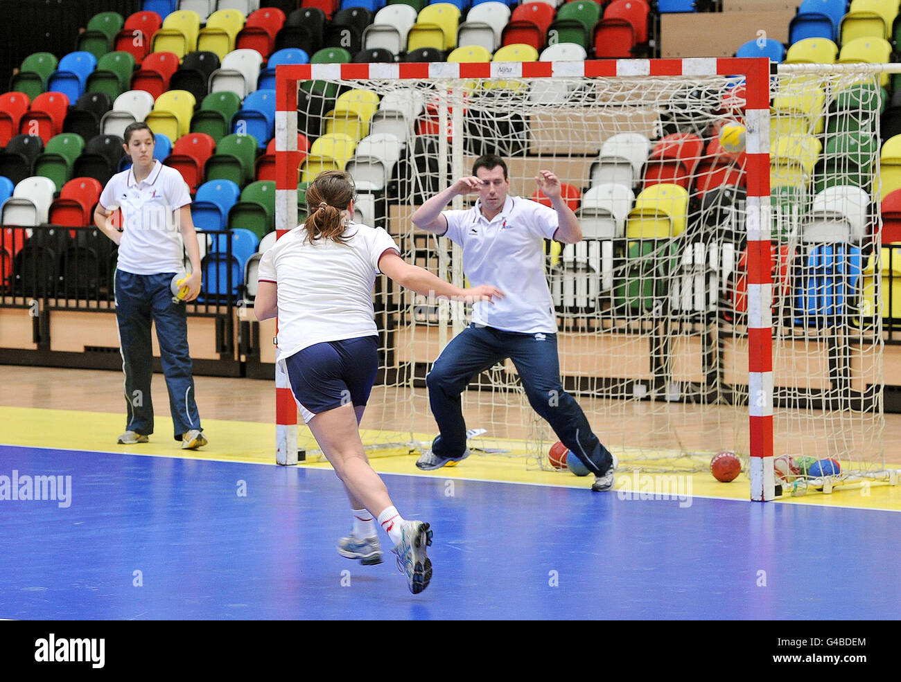 Handball goalkeeper hi-res stock photography and images - Alamy