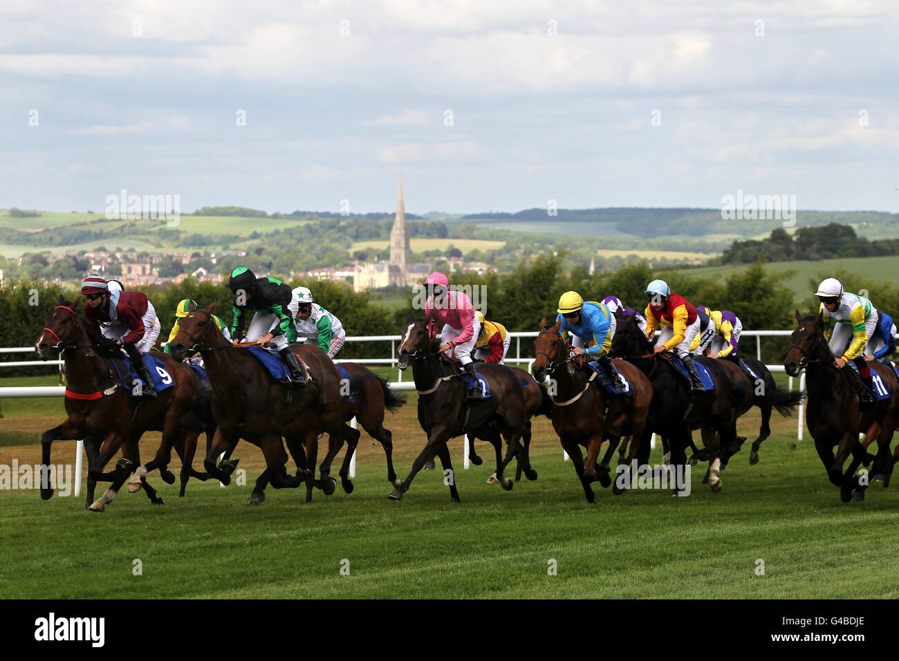 Horse Racing - Salisbury Racecourse Stock Photo - Alamy