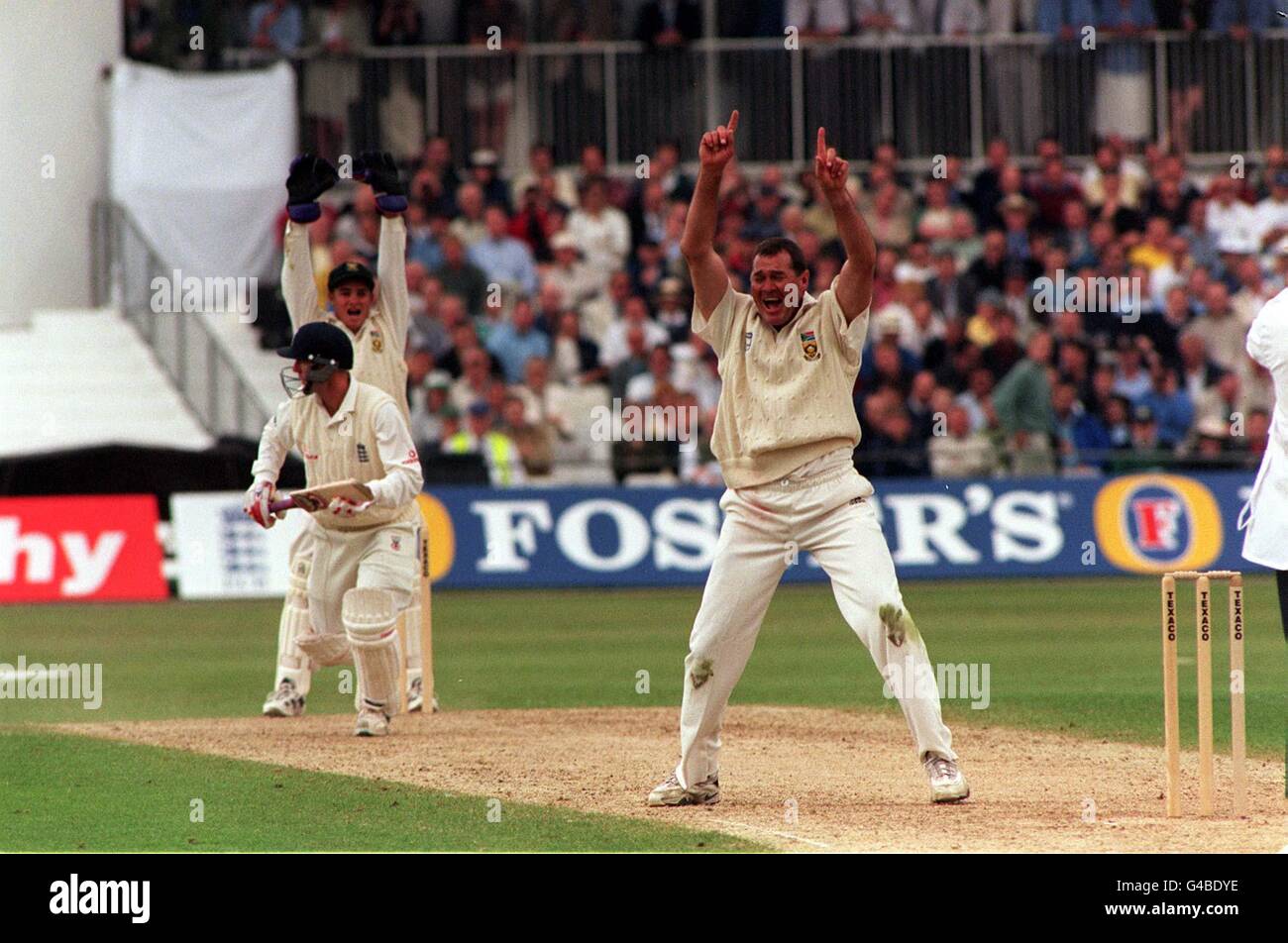 Pat symcox hi-res stock photography and images - Alamy