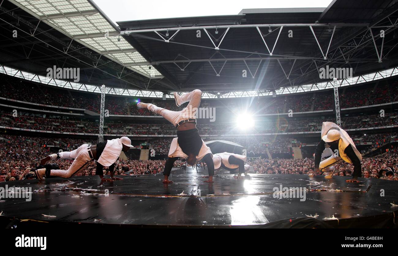 Flawless perform during capital fms summertime ball at wembley stadium ...