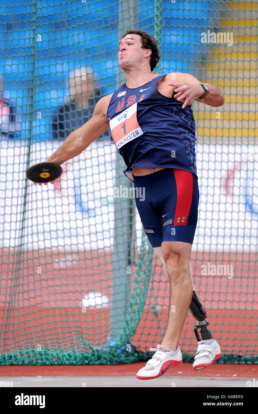 Mens f42 44 discus hi-res stock photography and images - Alamy