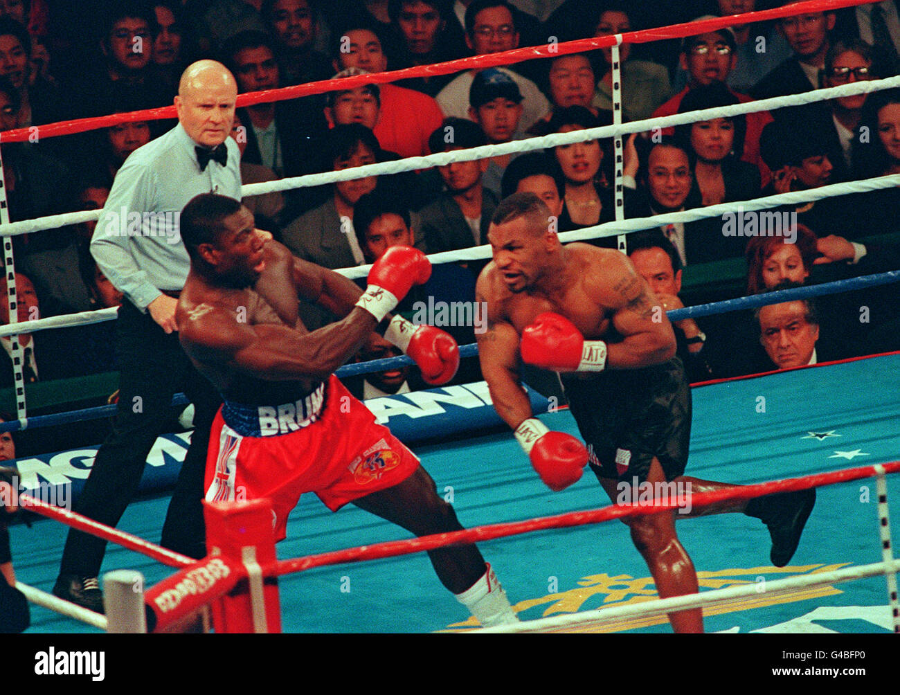 Frank bruno v mike tyson hi-res stock photography and images - Alamy