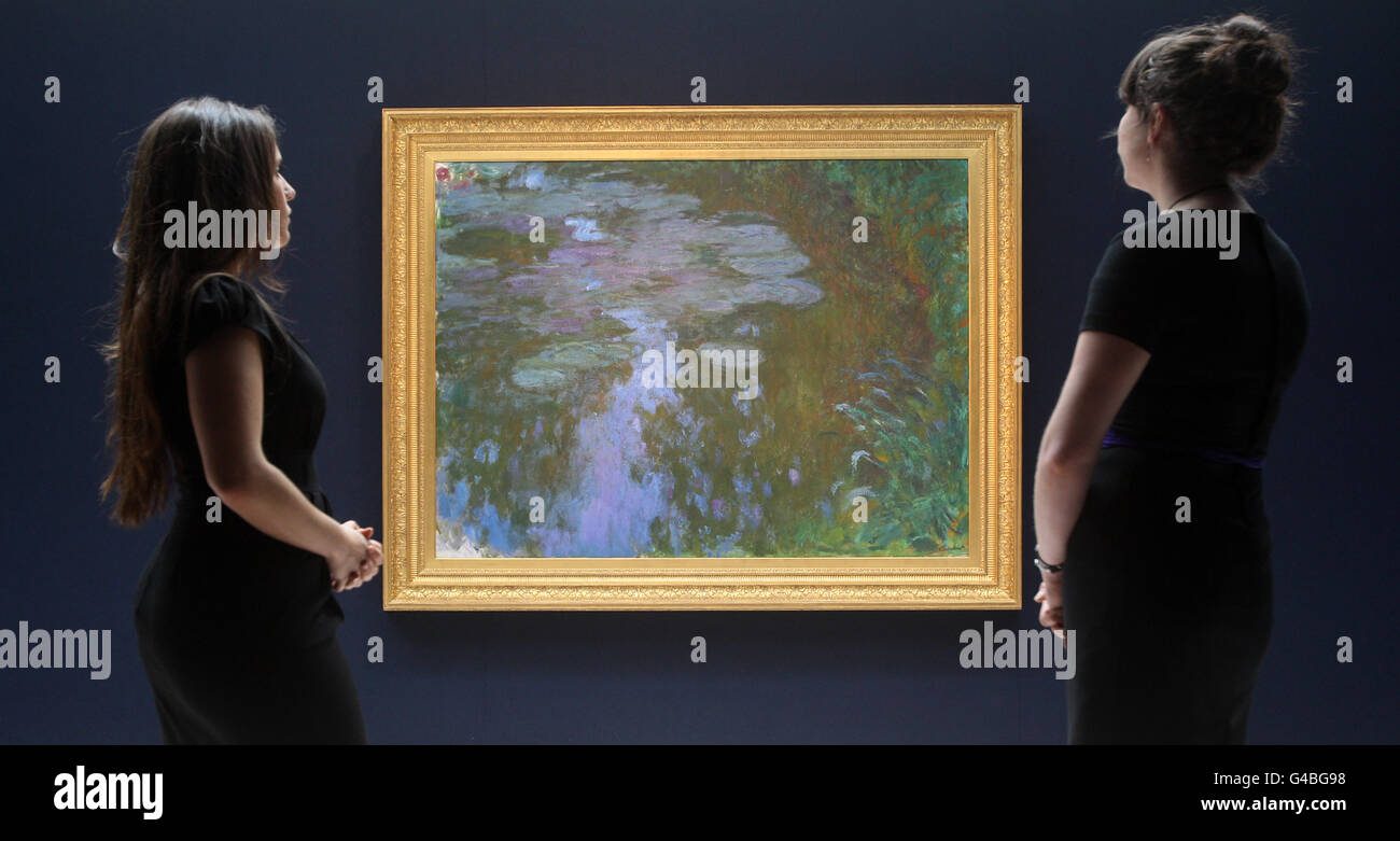 s Impressionist and Modern Art auction Stock Photo - Alamy