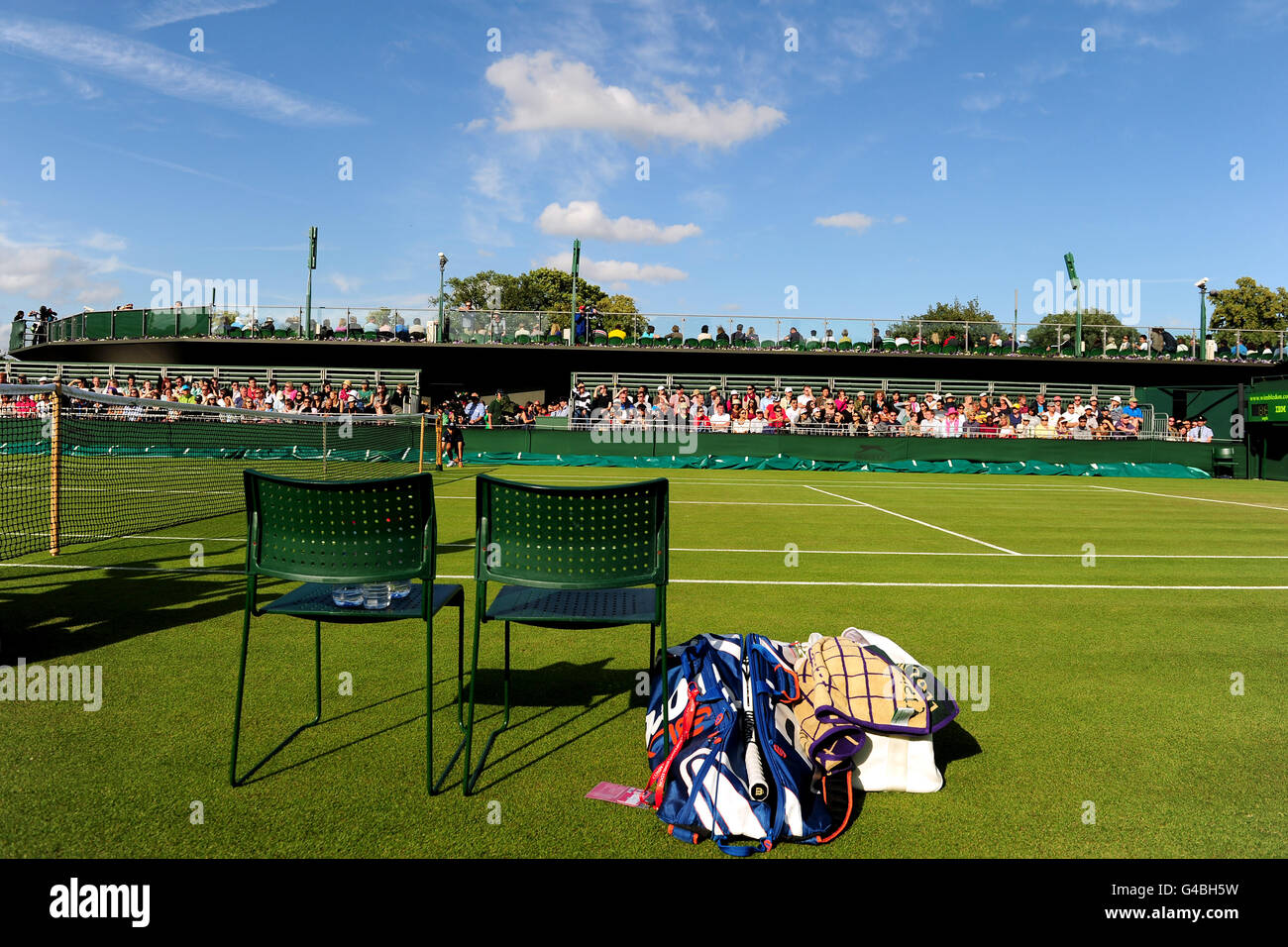 Tennis players seats hi-res stock photography and images - Alamy