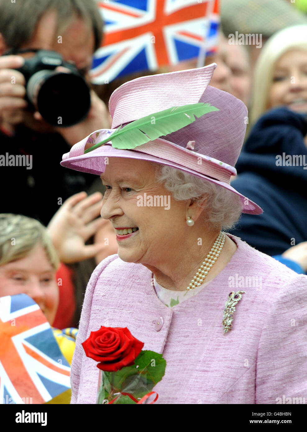 Queen Elizabeth II as cheering crowds lined the centre of Alnwick ...