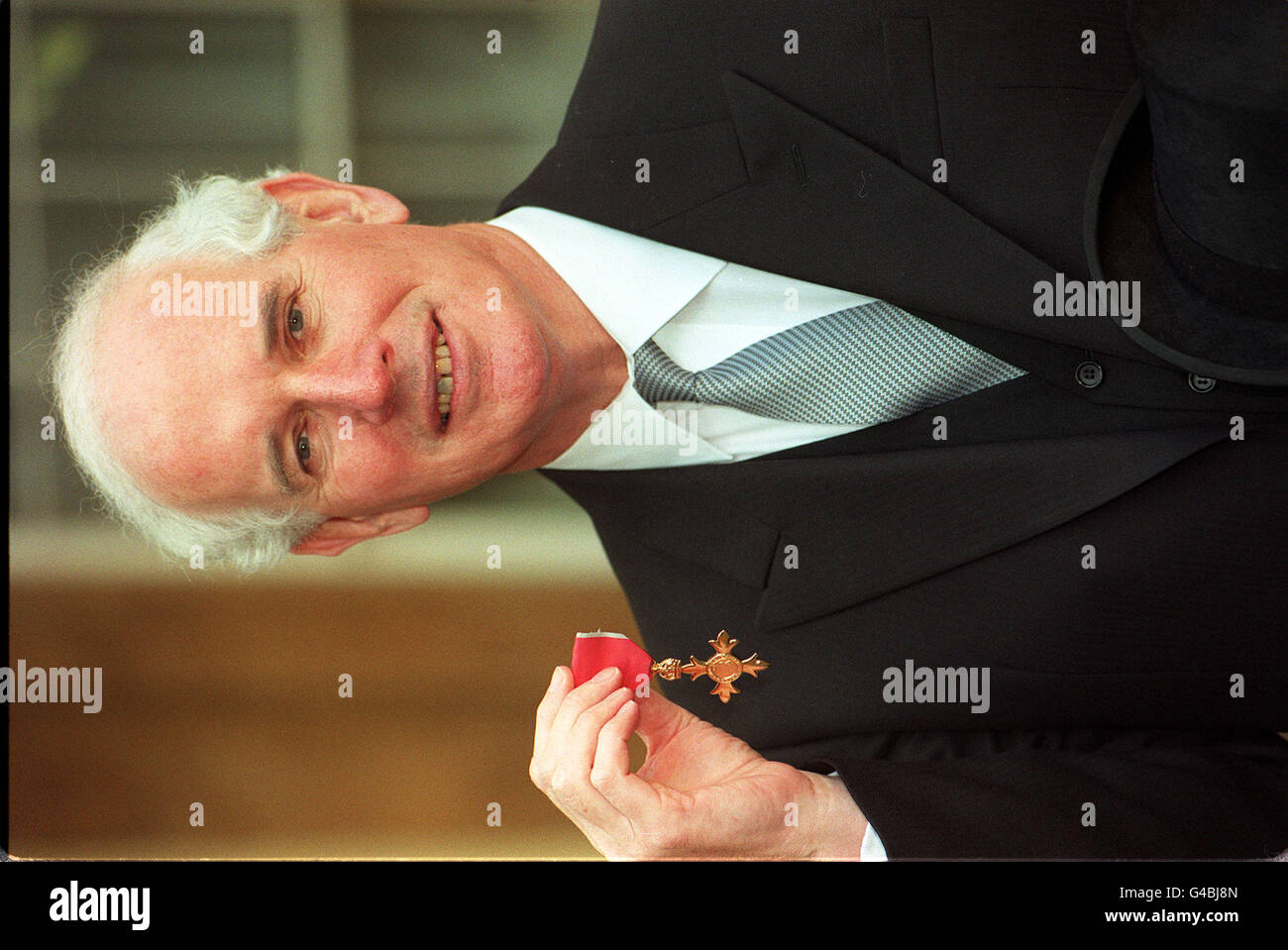 Former england coach jack rowell hi-res stock photography and images ...